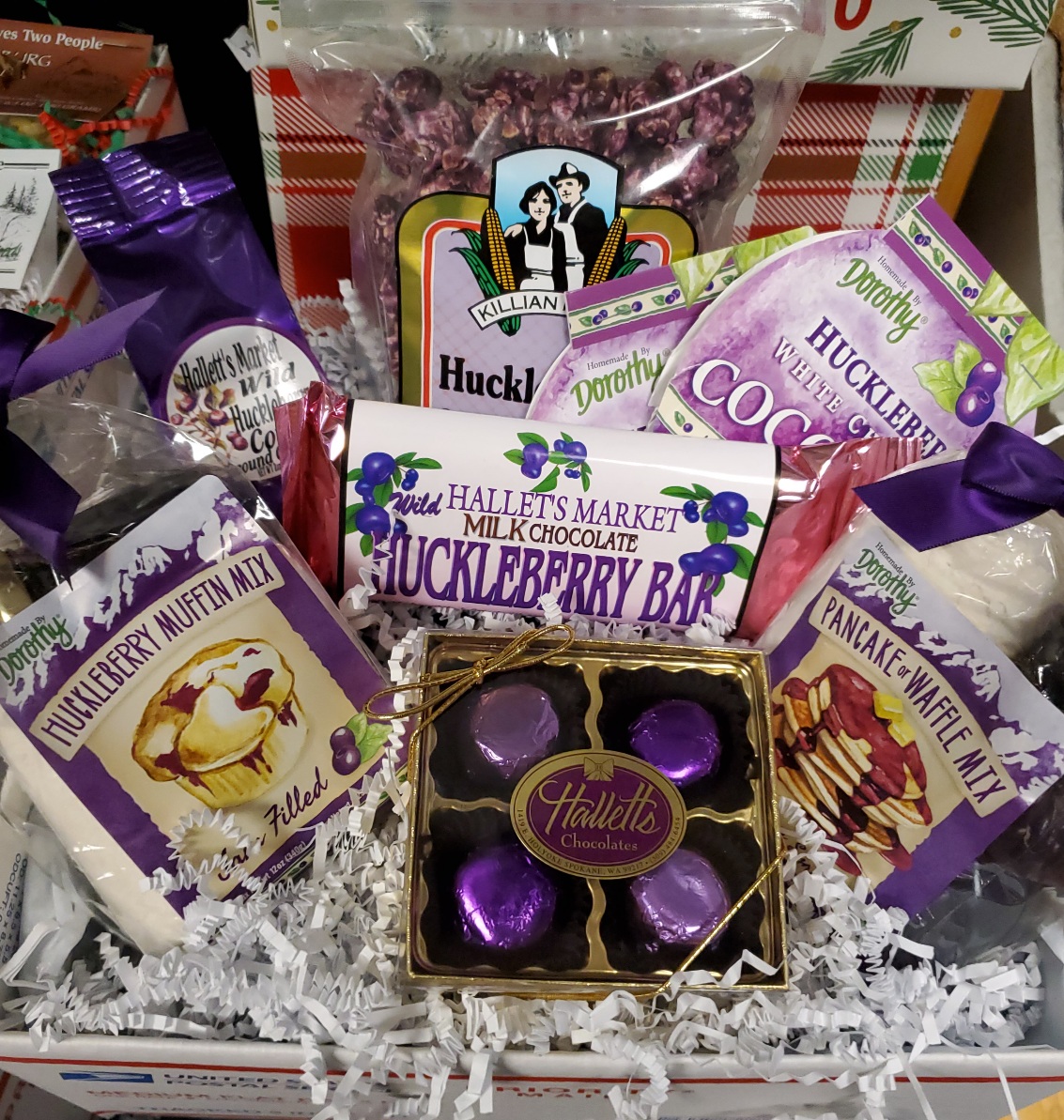 Holiday Gift Boxes – Hallett's Market & Café